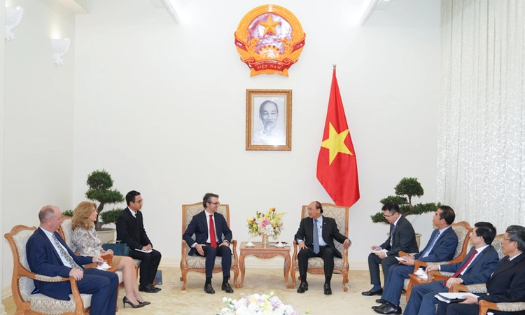 Vietnam determined for successful implementation of EVFTA, EVIPA: PM