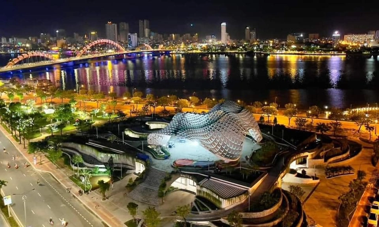 Da Nang opens APEC Park