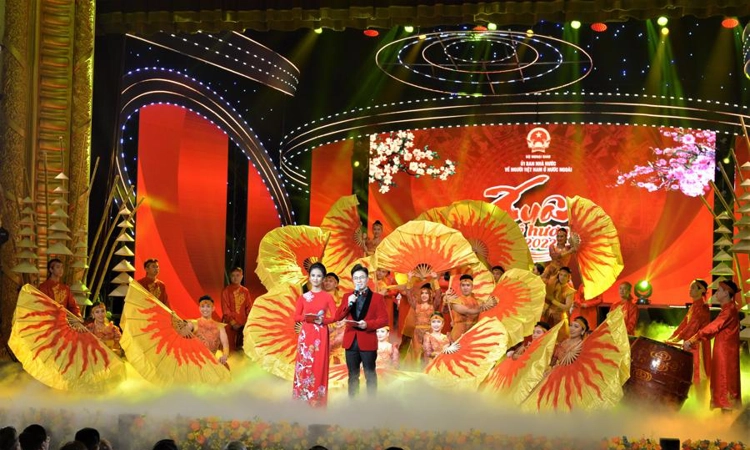 Homeland Spring – gathering for overseas Vietnamese on Tet holiday