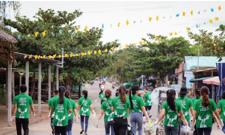 Tourism businesses urged to reduce plastic waste