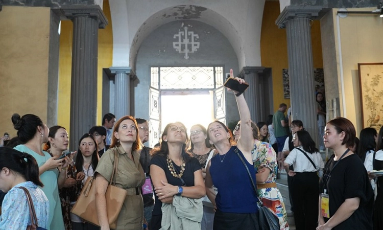 Smart solutions - Key for Hanoi tourism in 2025