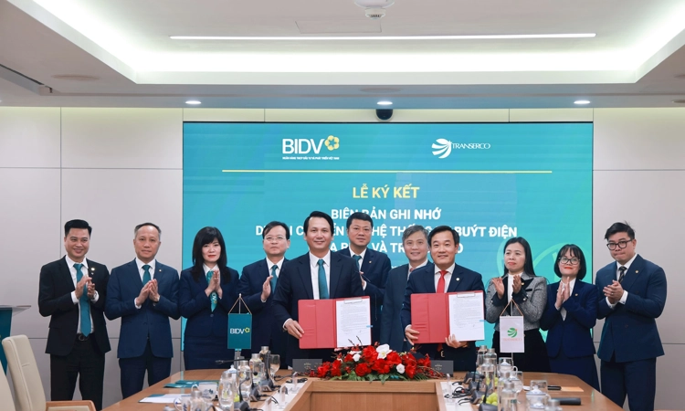 Transerco, BIDV join forces for greener transport in Hanoi