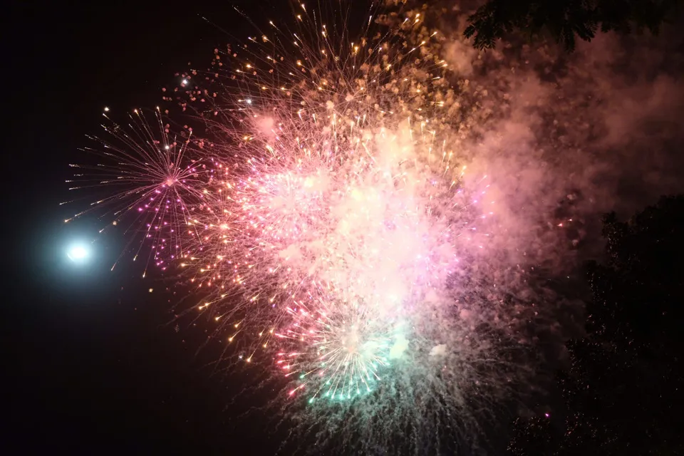 Fireworks light up Vietnam’s sky on Lunar New Year’s Eve