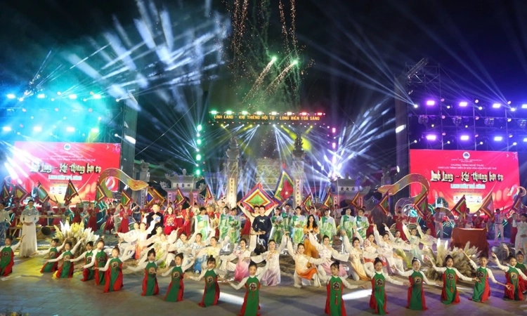 Linh Lang – Sacred Convergence – Long Bien Shines spreads national ...