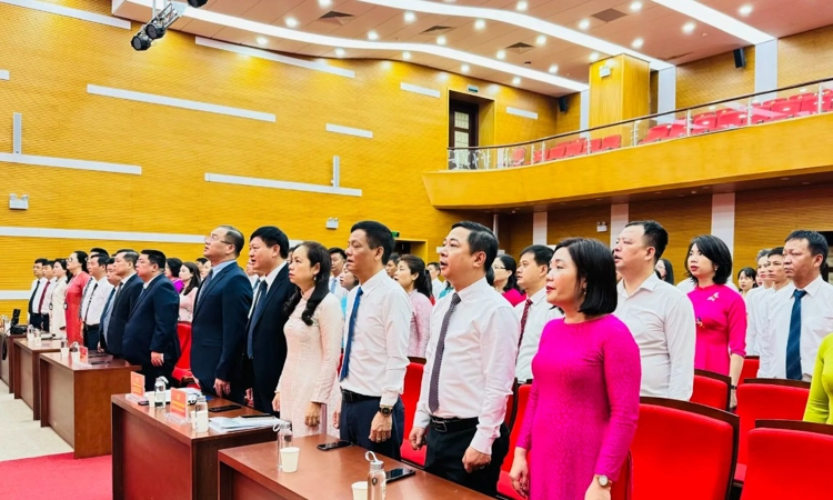 Hanoi's two-tier local government runs smoothly