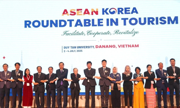 Vietnam tops list of ASEAN destinations for South Korean tourists